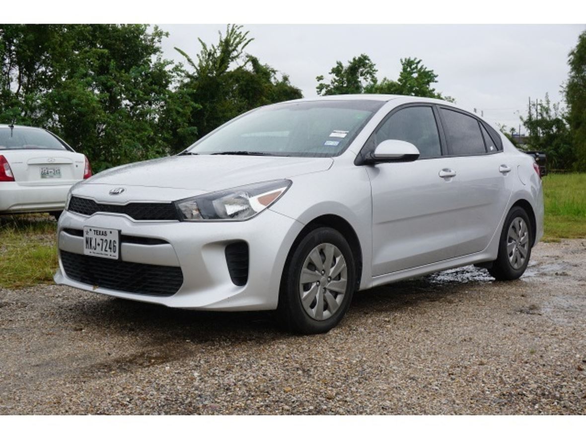 2019 Kia RIO for Sale by Owner in Houston, TX 77034