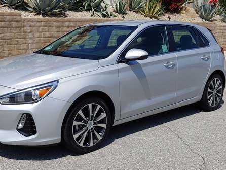 2019 Hyundai Elantra GT hatchback by Owner North Hills, CA 91343