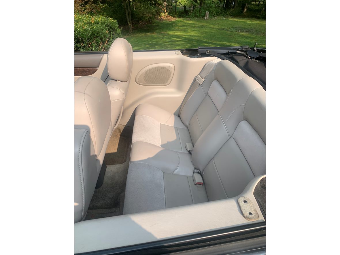 Chrysler Danbury, CT | Locanto™ Vehicles in Danbury, CT