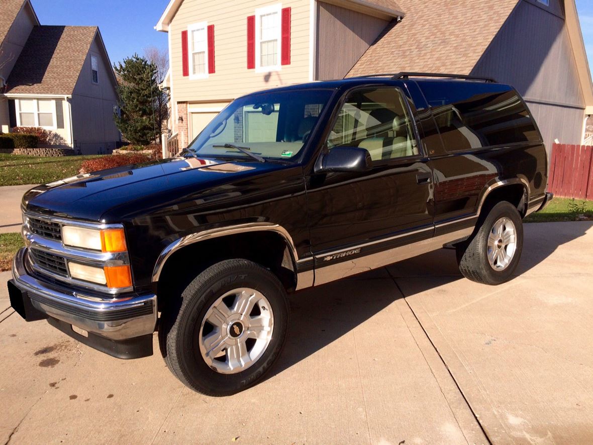 1999 Chevrolet Tahoe for Sale by Owner in Grand Rapids, MI 49546