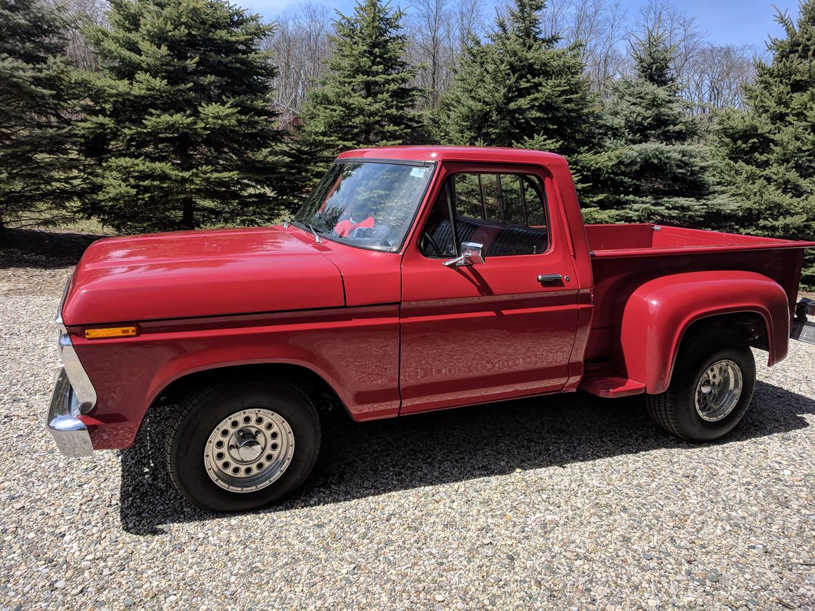 1977 Ford f100 - Antique Car - Manchester, MI 48158