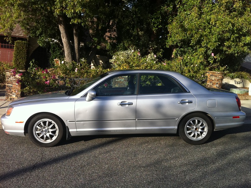 2002 Hyundai XG350 for Sale by Owner in Agoura Hills, CA 91301