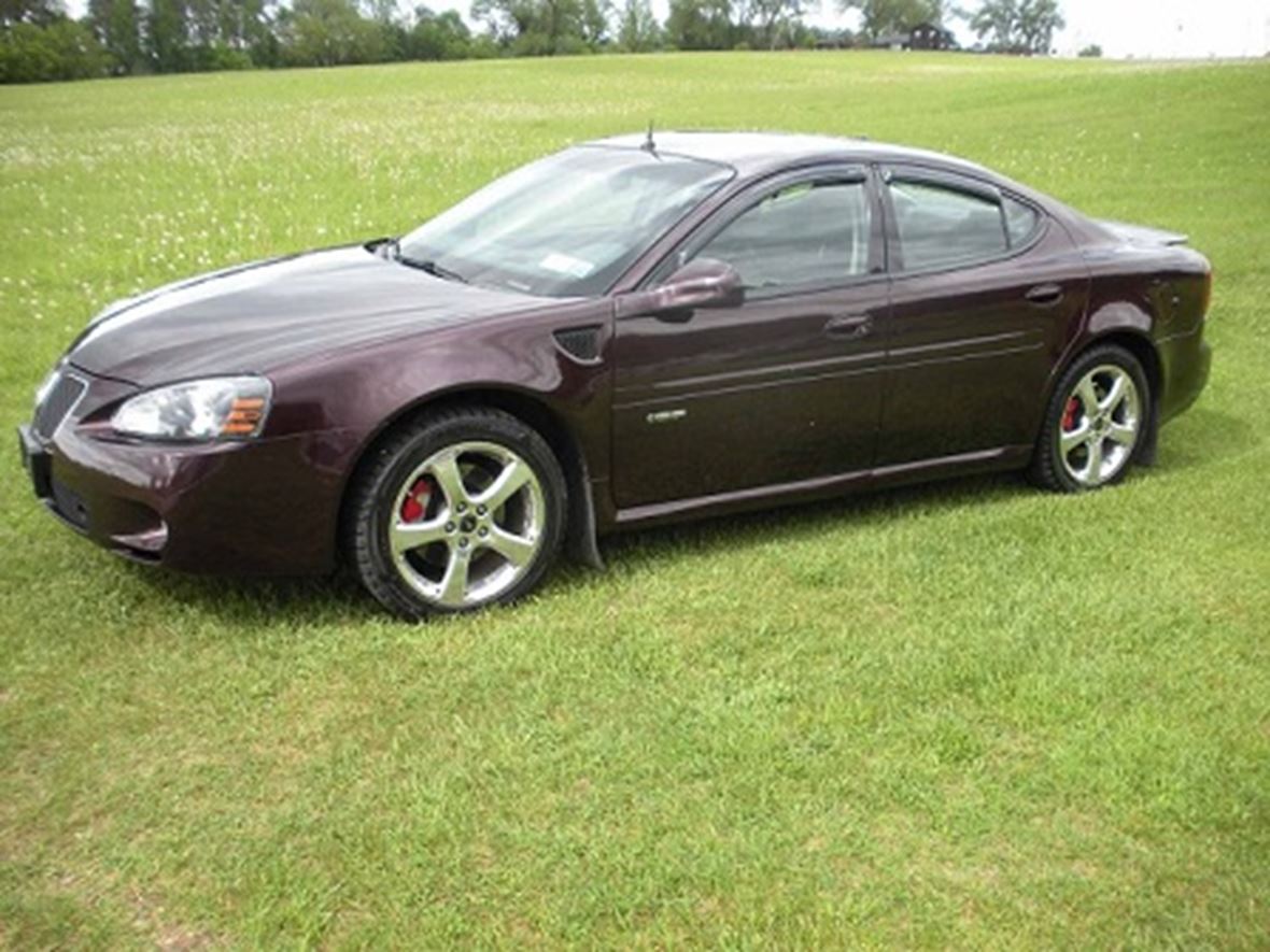 2005 Pontiac Grand Prix for Sale by Owner in Brooklyn, NY 11211