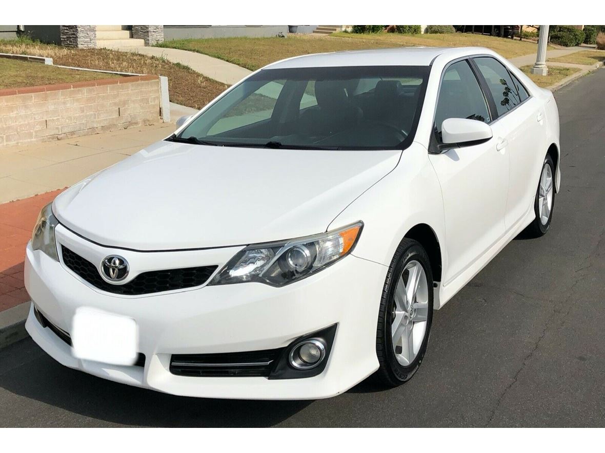 2012 Toyota Camry for Sale by Owner in Indianapolis, IN 46221
